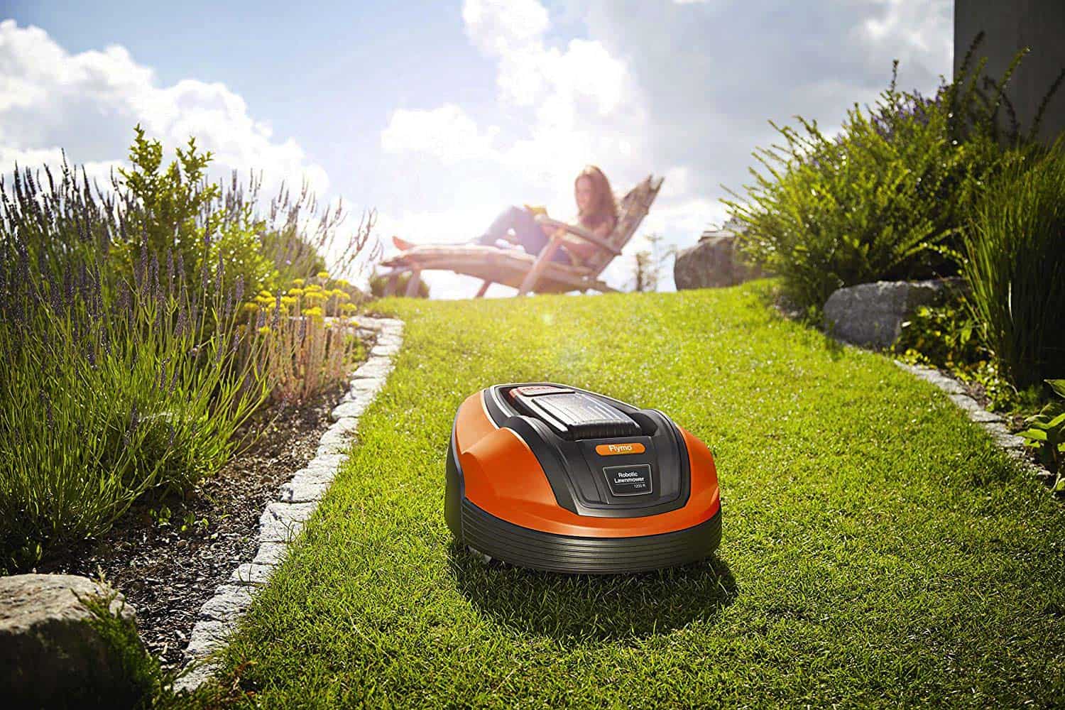 Flymo 1200R Lithium-Ion Robotic Lawn Mower Review - Garden Shed Reviews